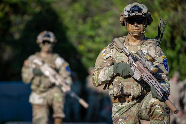 Top 10 Assault Rifles Used by Various Armies in 2025 - khalidmasood.com